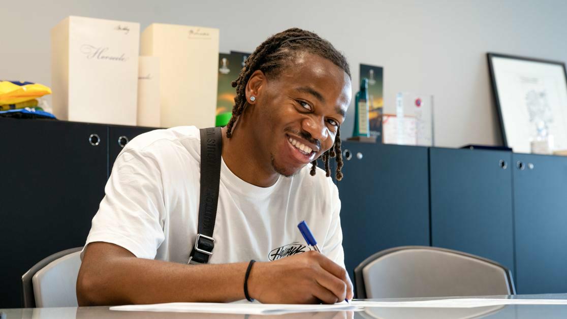 David Mukuna verlengt contract | KAA Gent Website